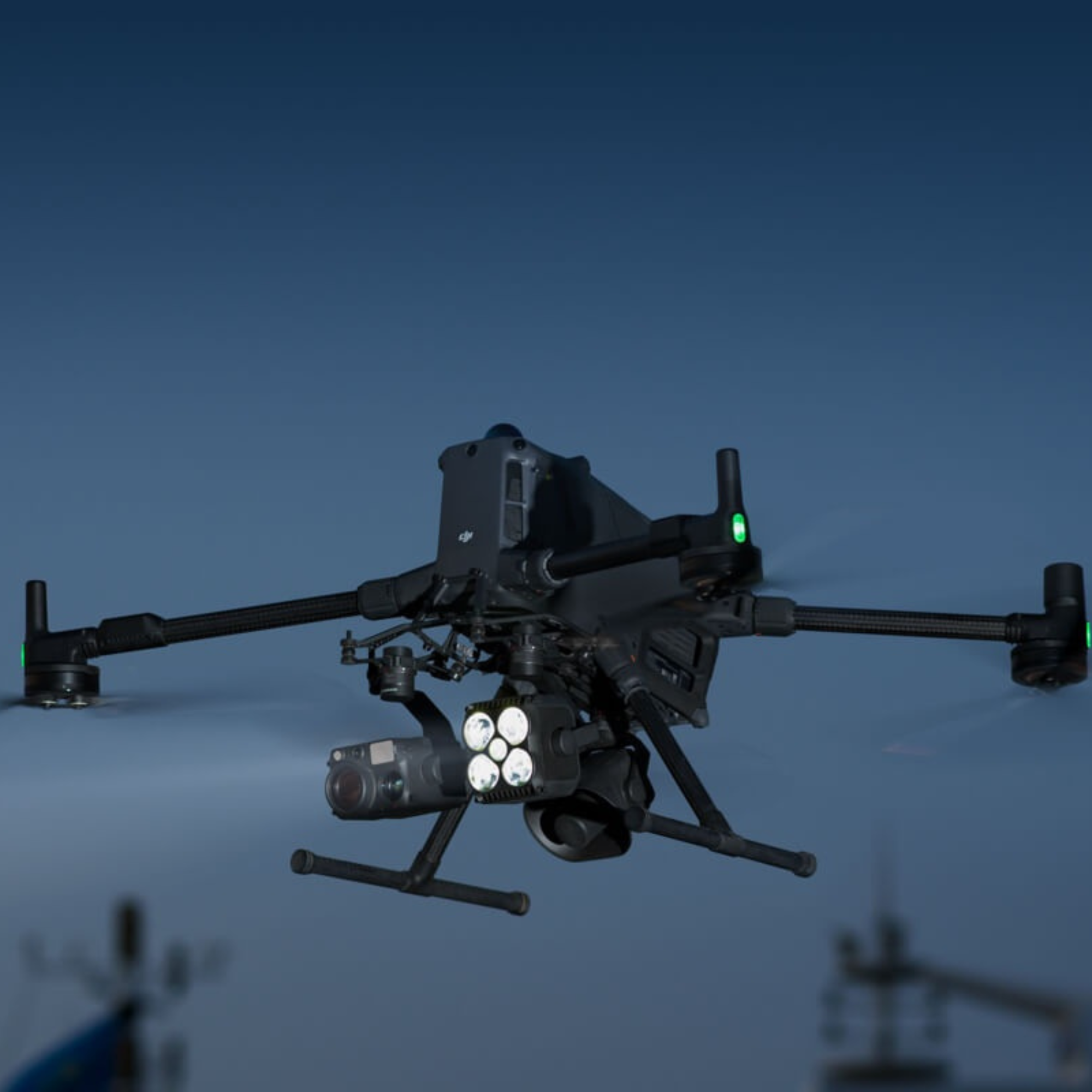 DJI Matrice 400 - porównanie z Matrice 350 RTK i nowe funkcje - sklep ...